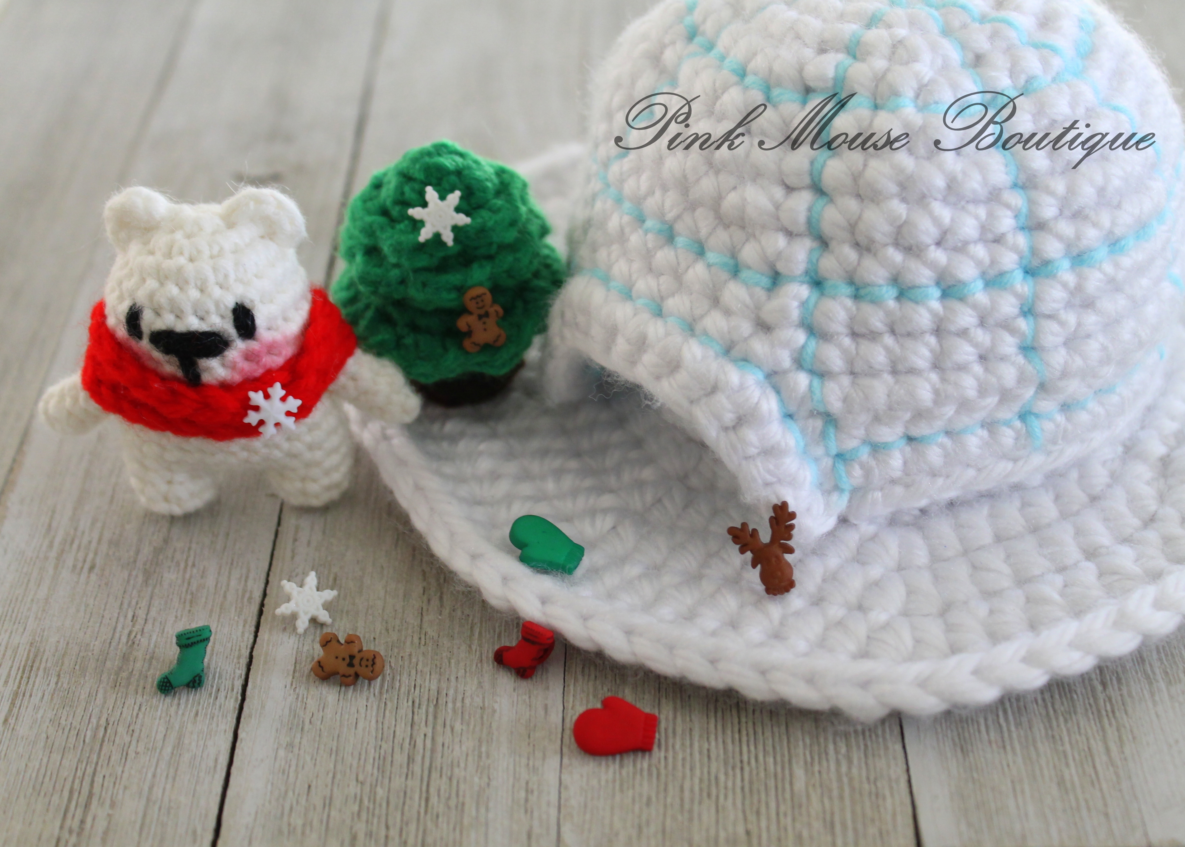 Igloo and Christmas Tree