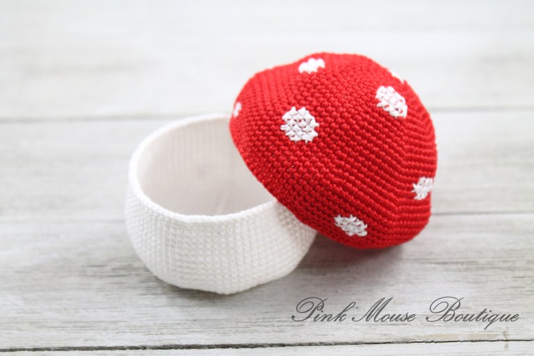 Toadstool Ring Holder (Crochet Pattern)
