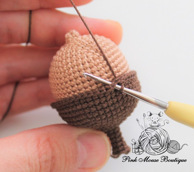 Sweet Little Acorn (Crochet Pattern)